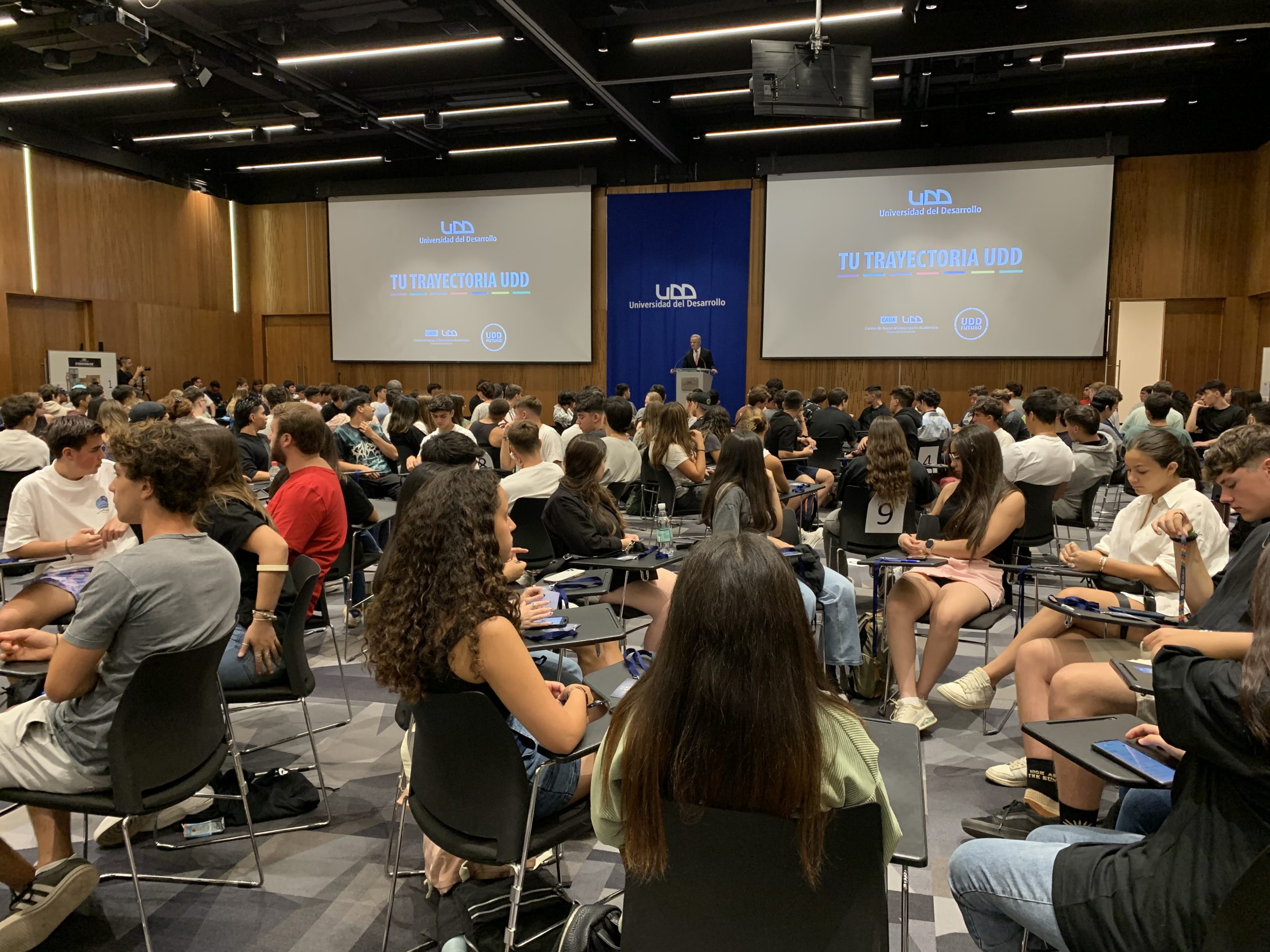 Exitoso proceso de Admisión 2023 de Ingeniería Comercial UDD - Facultad ...